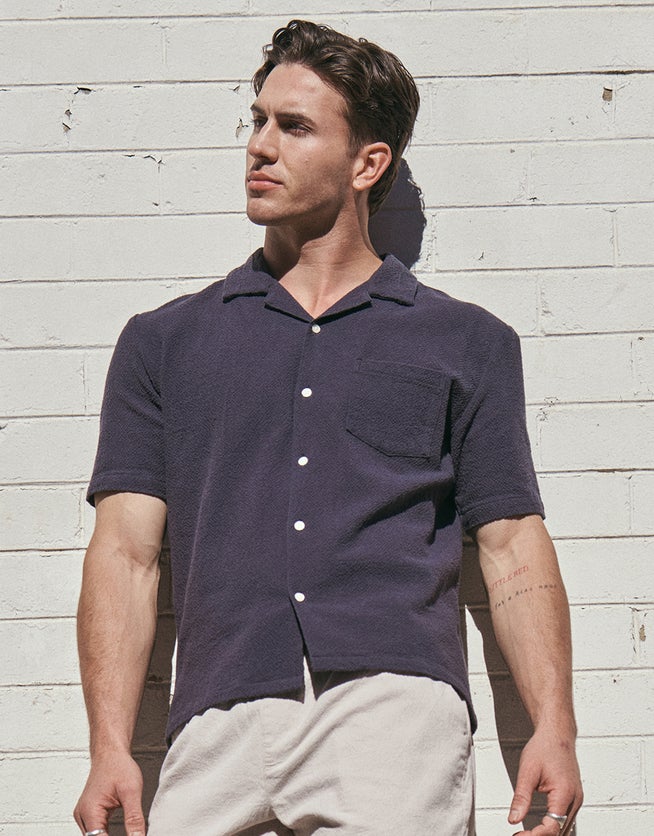 Chester Short Sleeve Shirt in Charcoal | Hallensteins NZ
