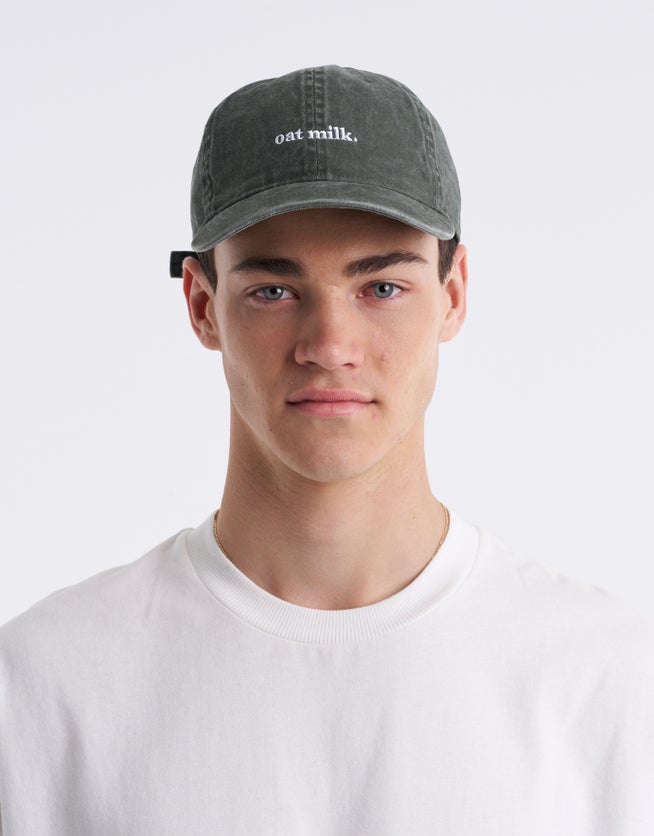 Oat Milk Cap in Washed Green | Hallensteins US