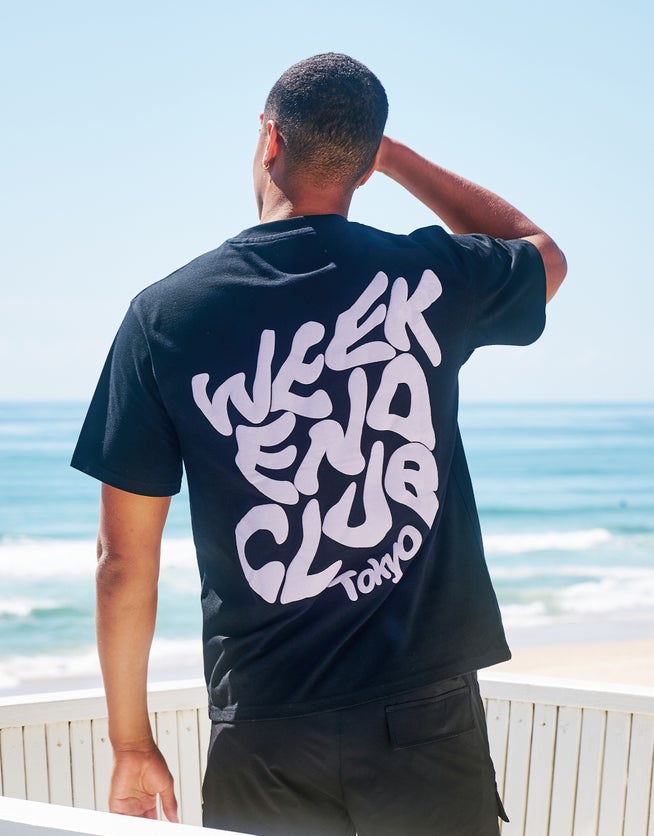 Weekend Club International Relaxed Fit T Shirt in Black | Hallensteins AU